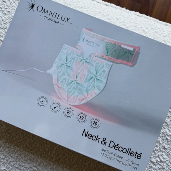 Omnilux | Skincare | Omnilux Contour Neck Chest New | Poshmark